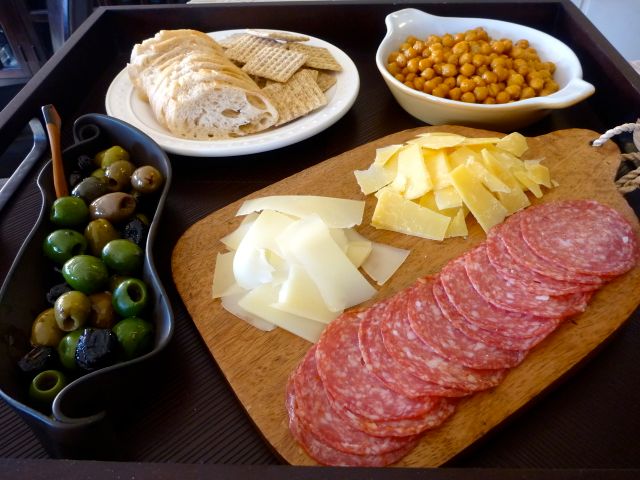 salami - Eating Made Easy